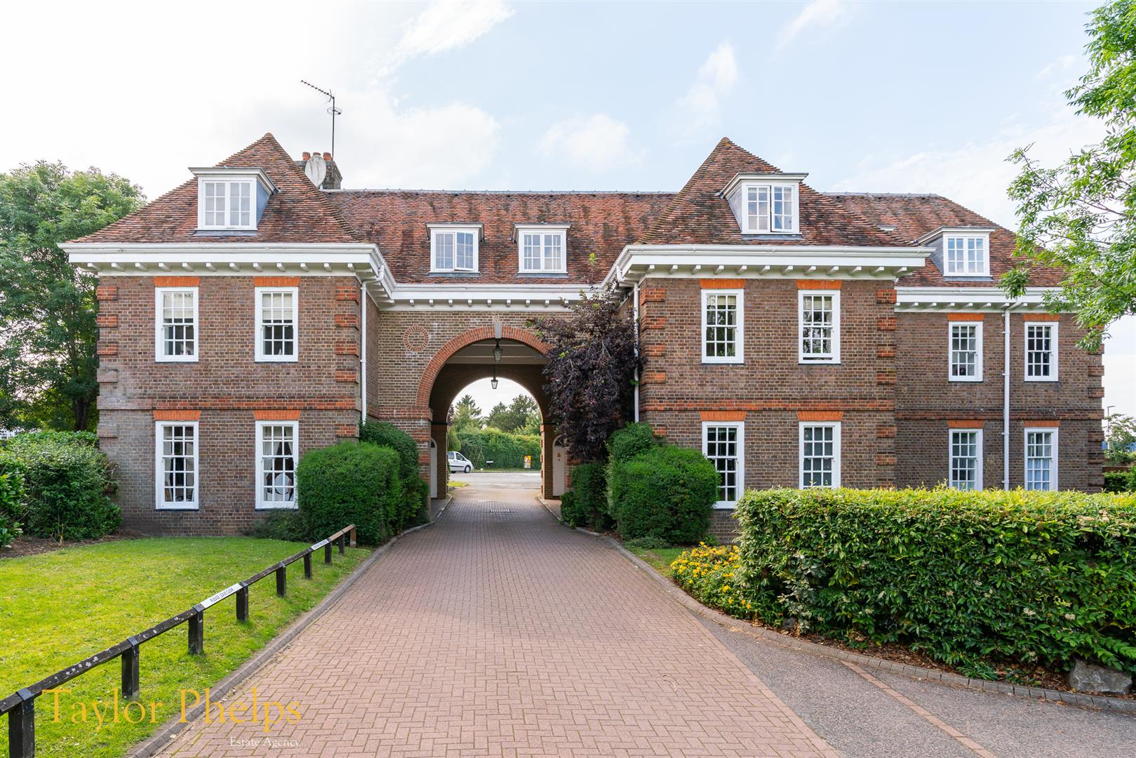 Property in Bengeo House, Bengeo Street, Hertford, Hertfordshire, SG14 3TJ