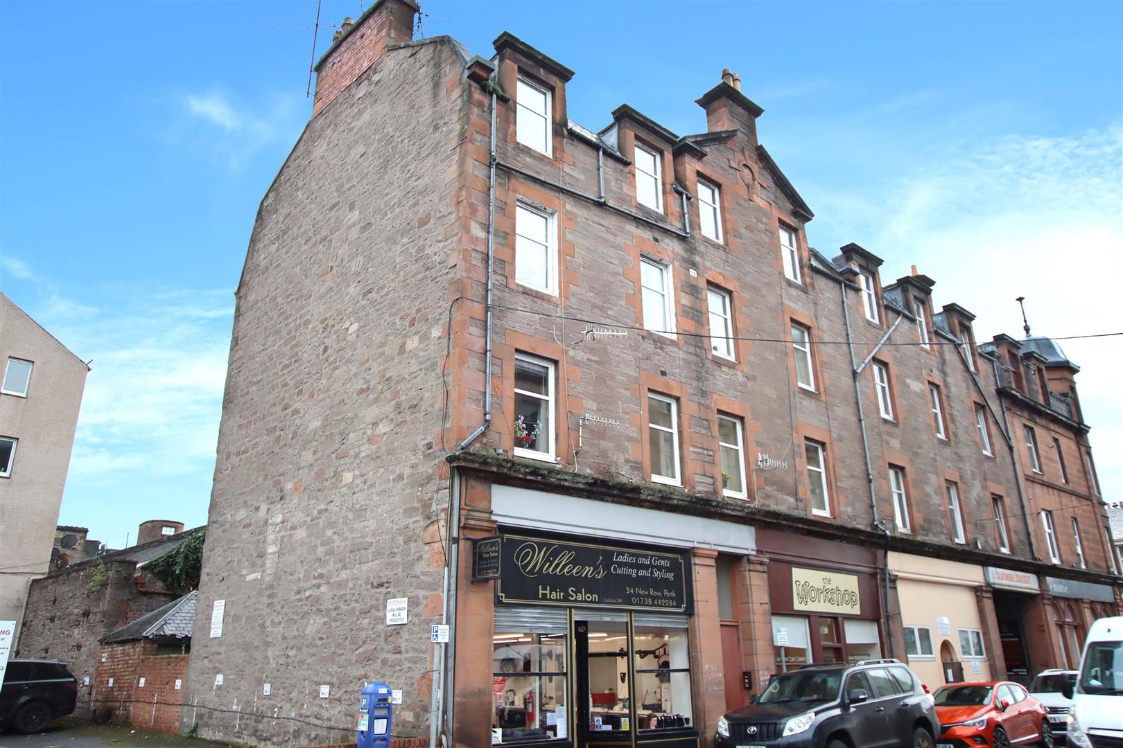 Property in Methven Buildings, 36 New Row, Perth, PH1