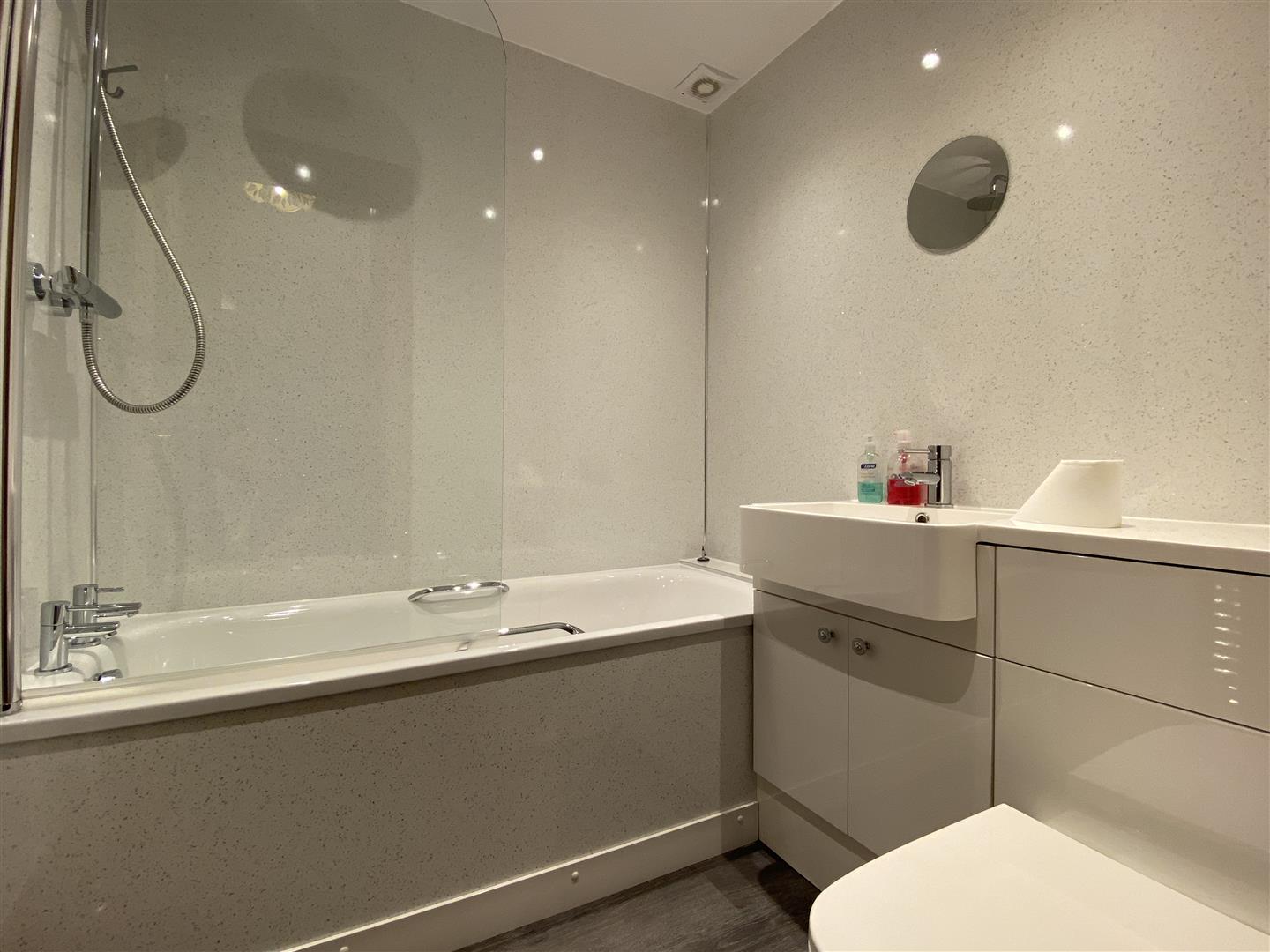 Property in Methven Buildings, 36 New Row, Perth, PH1