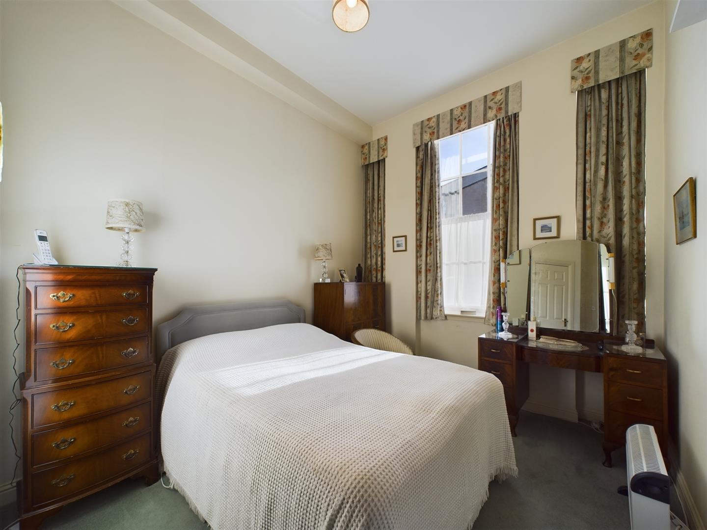 Property in Rosslyn House, Glasgow Road, Perth, PH2