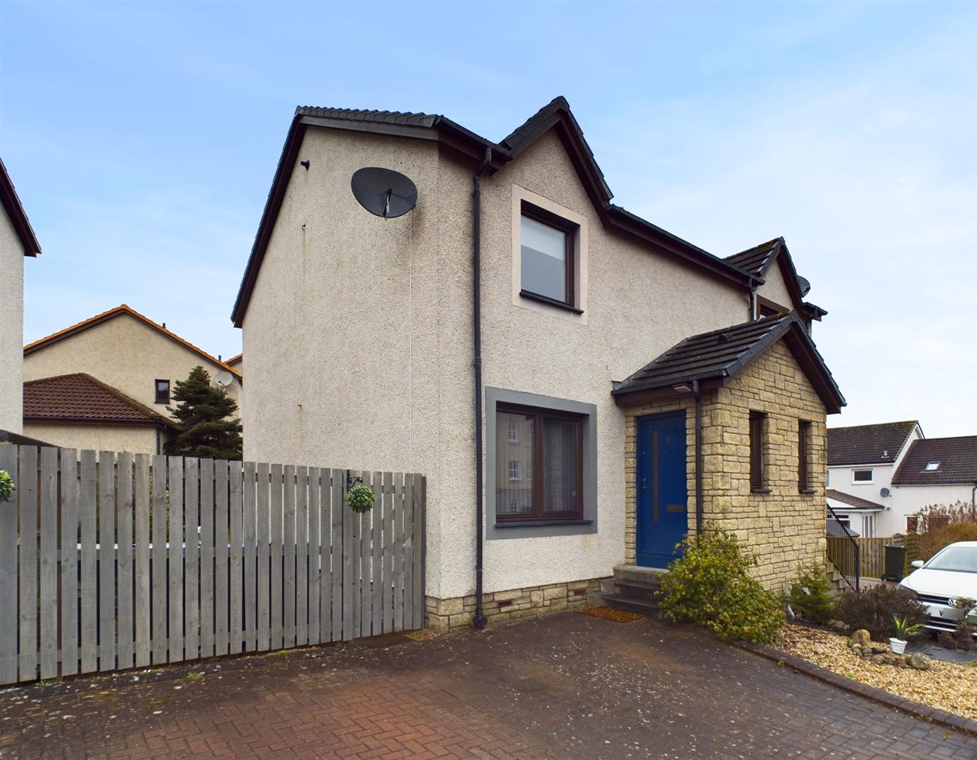 Property in South Inch Park, Perth, PH2