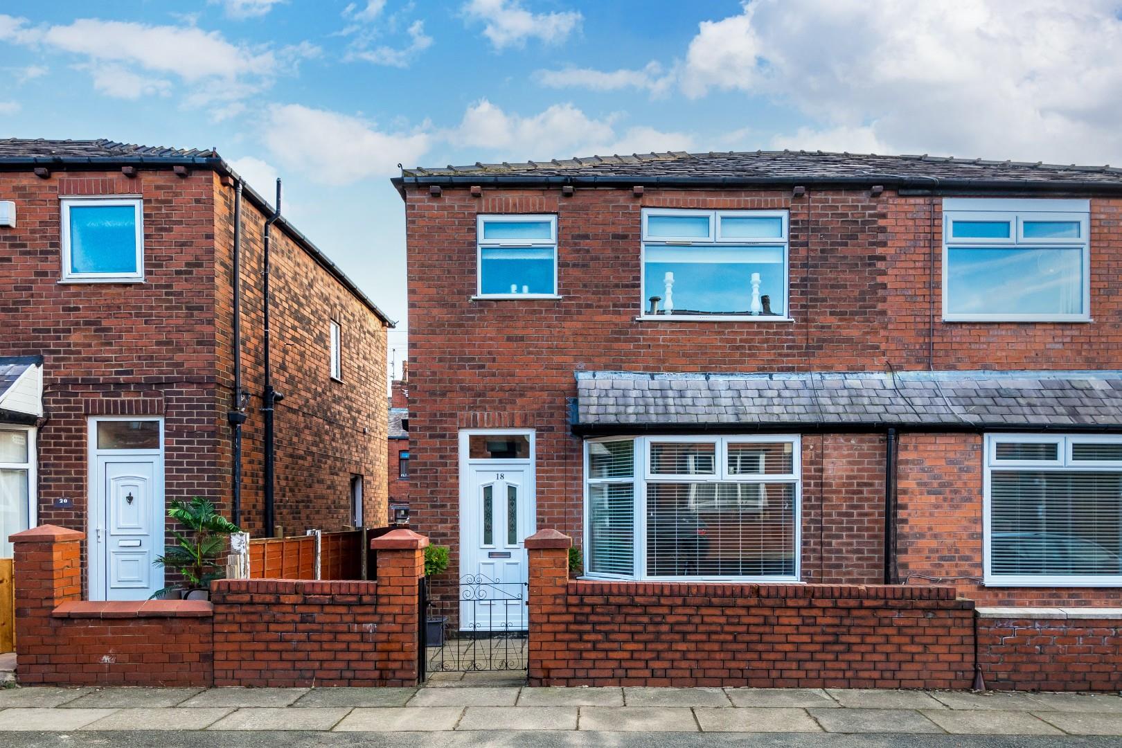 Property in Primula Street, Bolton, Lancashire, BL1 8RE