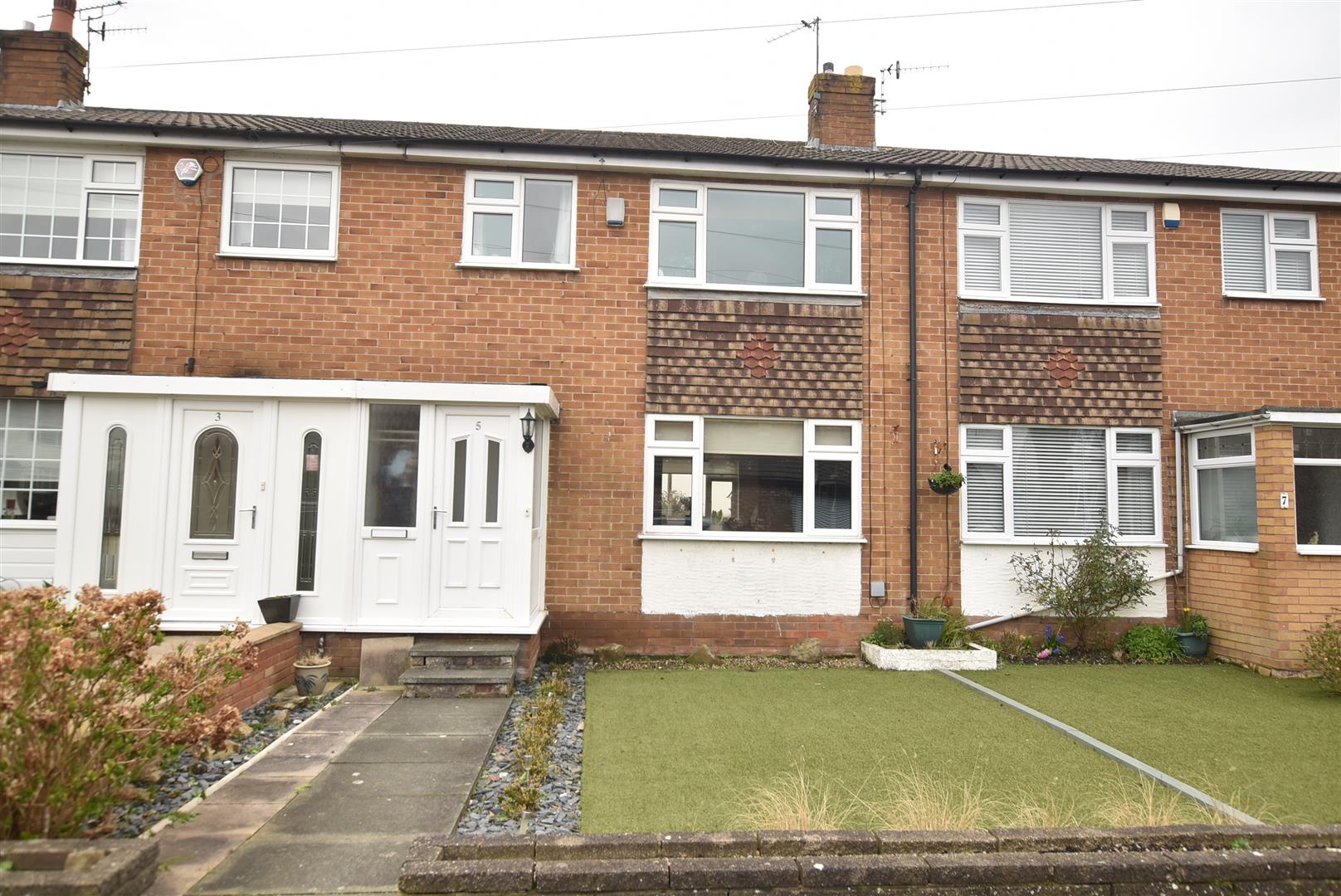 Property in School Lane, Higher Bebington, Wirral, CH63 2LN