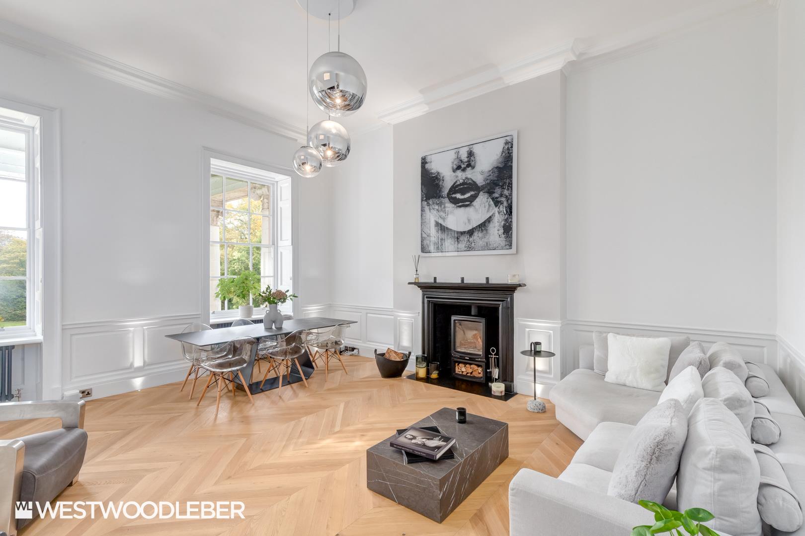 Property in Womleybury Manor, Church Lane, Broxbourne, EN10 7QE